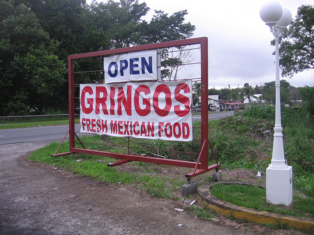Gringos at Gringos | The Panama Adventure